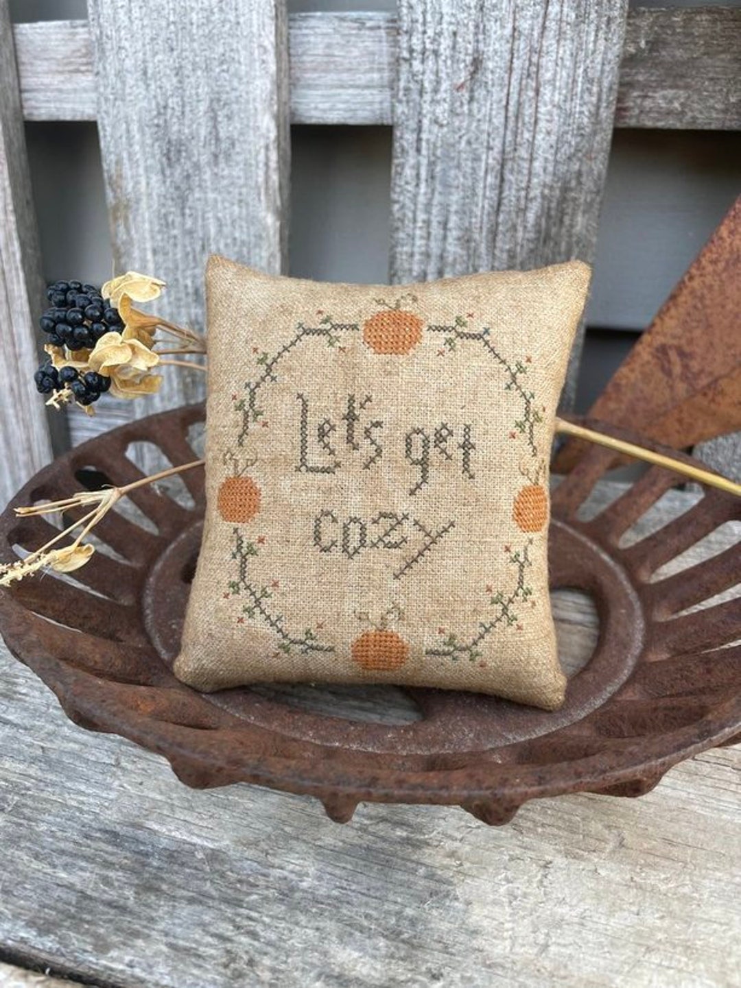 Let's Get Cozy Pattern --- Primitive --- Pin Keep --- Paper/mailed ...