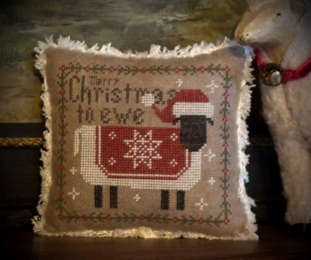 Christmas Ewe Pin Keep Pattern - Primitive - Pdf/download - Christmas ...