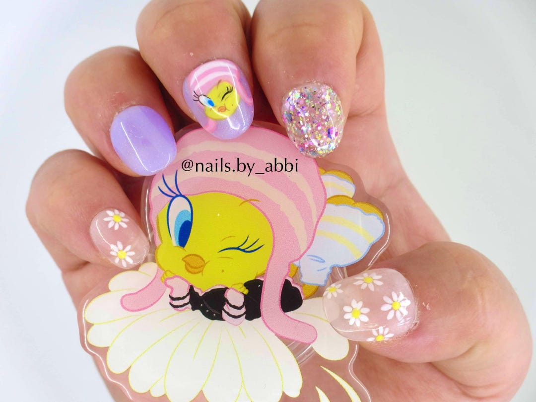 IU Tweety Bird Press-on Nail Set - Etsy