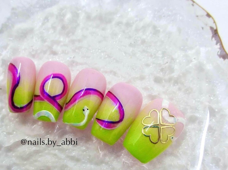 Demon Slayer Mitsuri Obanai Press-on Nail Set - Etsy