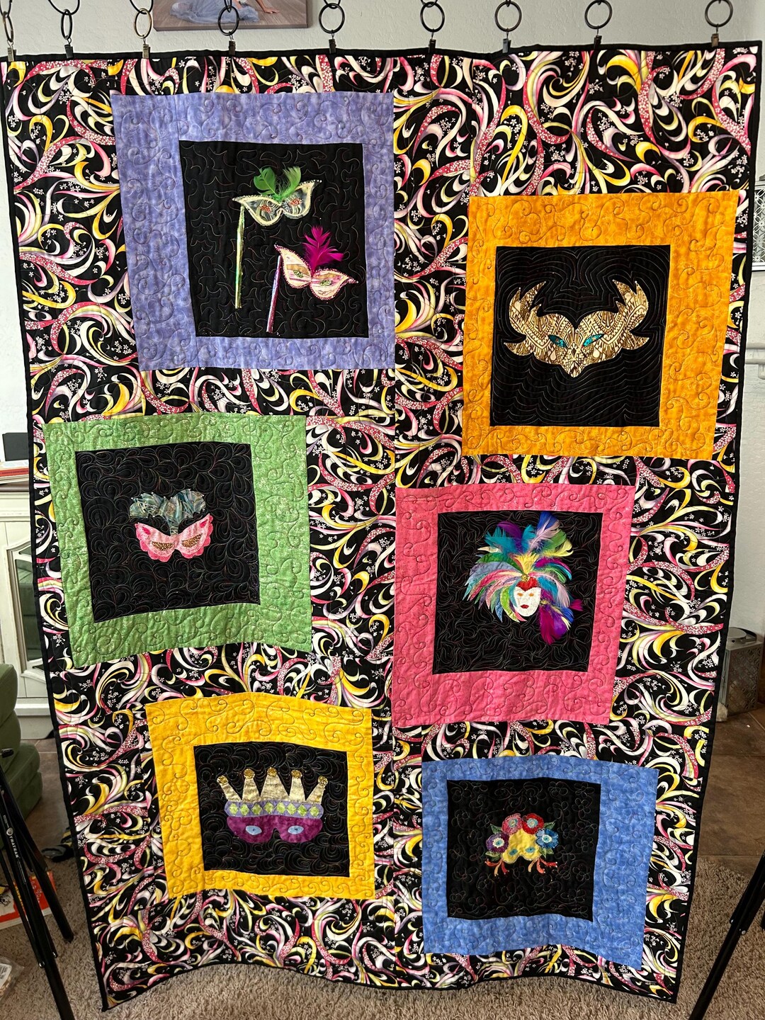 Masquerade (mardi Gras Mask) Quilt - Etsy