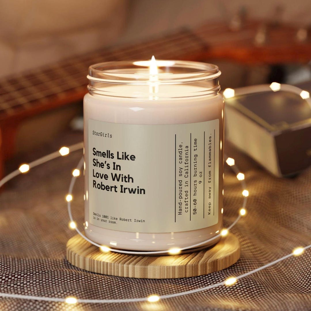 Smells Like Shes in Love With Robert Irwin Candle, Funny Gift, Gift for ...