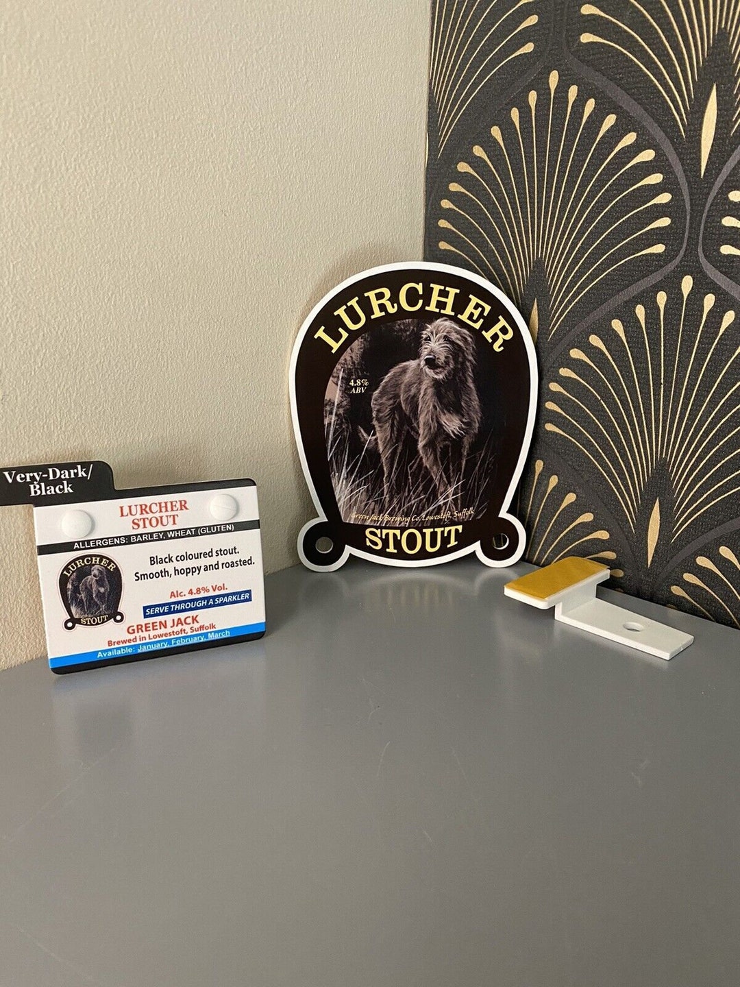 Lurcher Stout Suffolk Real Ale Beer Pump Badge Green Jack Brewing 4.8% ...