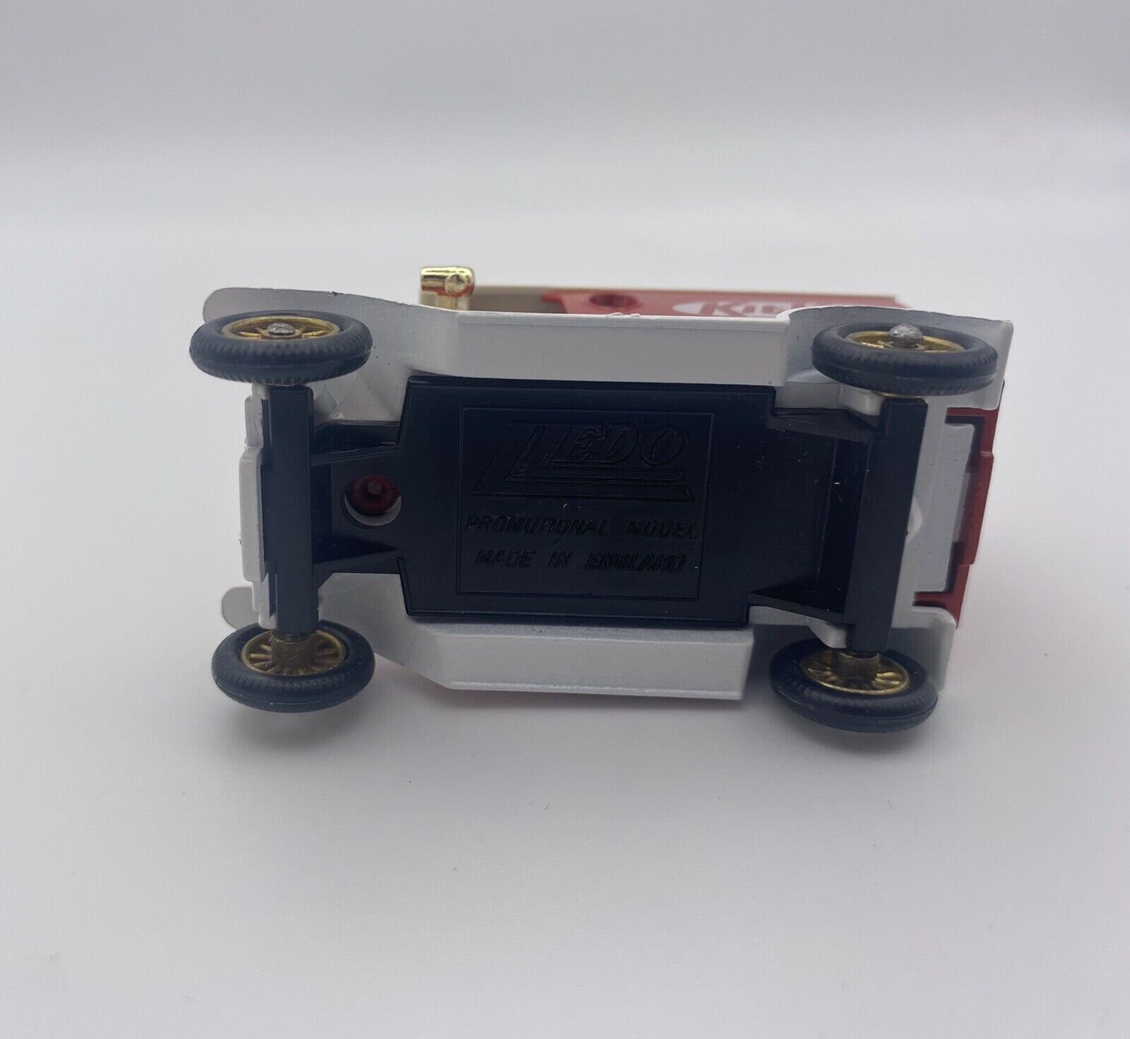 Lledo Ford Model T Kit Kat Have A Break Days Gone Toy Truck Van Car ...