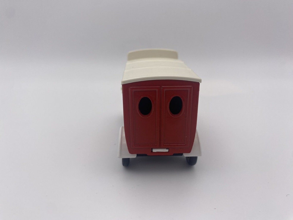Lledo Ford Model T Kit Kat Have A Break Days Gone Toy Truck Van Car ...