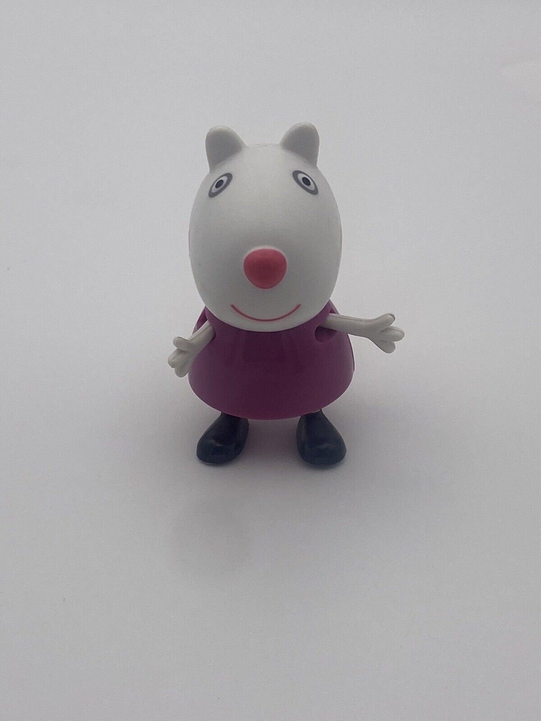 2003 Peppa Pig Suzy Sheep Action Figure Toy White Lamb Purple Dress ...