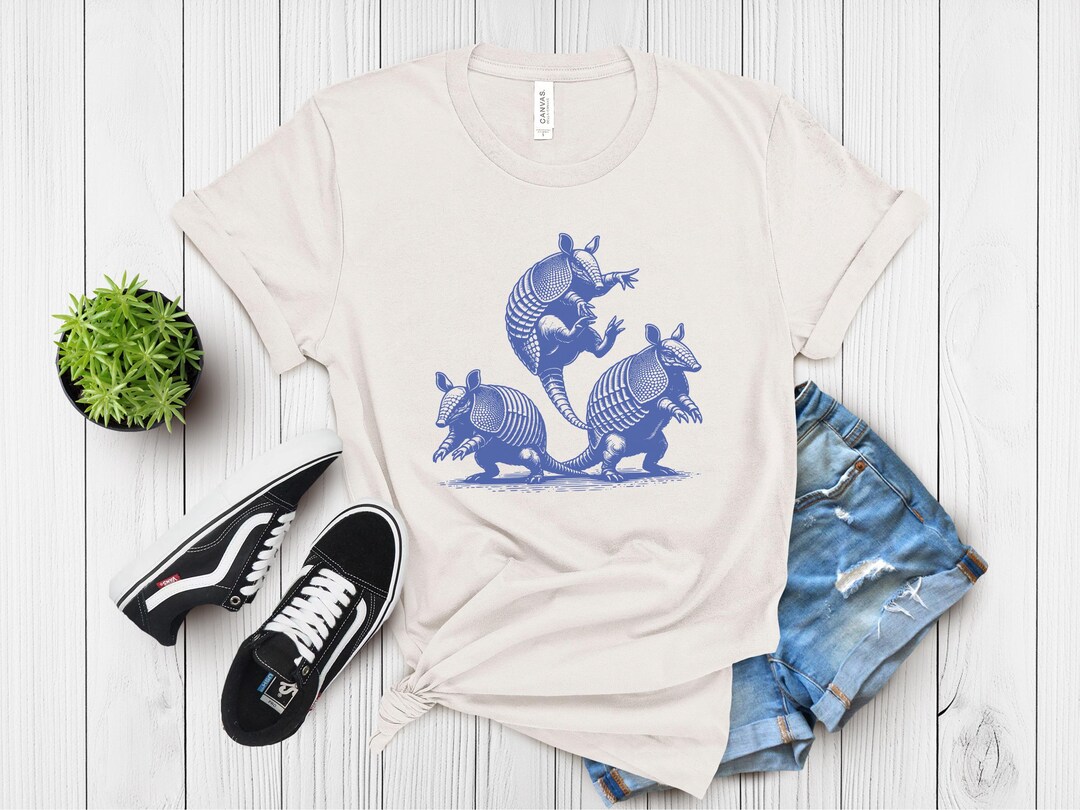 Dancing Armadillos 90s Retro Style T-shirt, Funny Armadillo Lovers ...