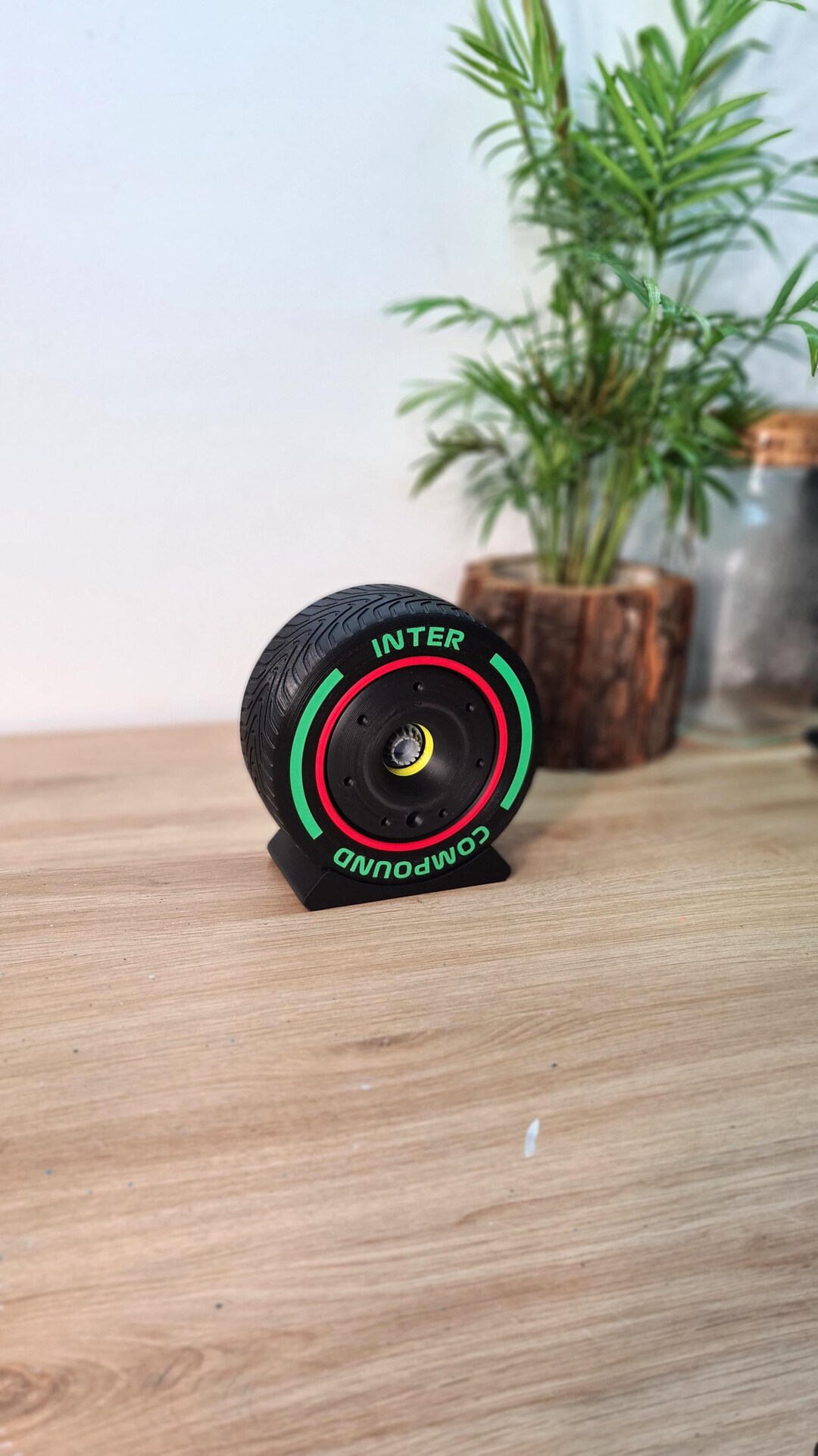 Customizable Redbull F1 Tyre, Rim Cover and Nut - 5 VERSIONS - Formula ...