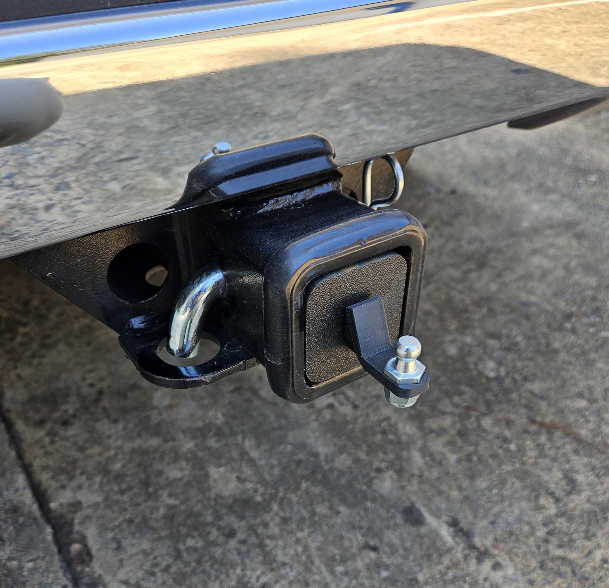 Novelty Tiny Trailer Hitch With Metal Ball for 2" Receiver Wittle Hitch ...