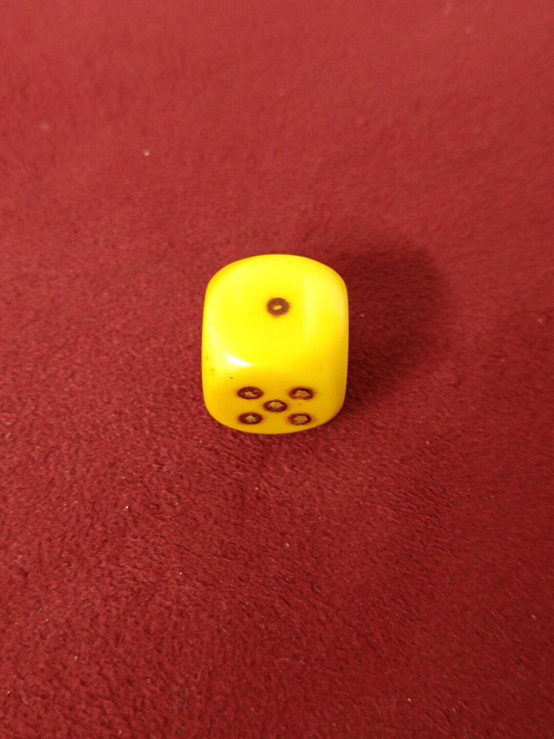Vintage Dice, Dice, Yellow Bakelite, Catalin, Games Dice - Etsy