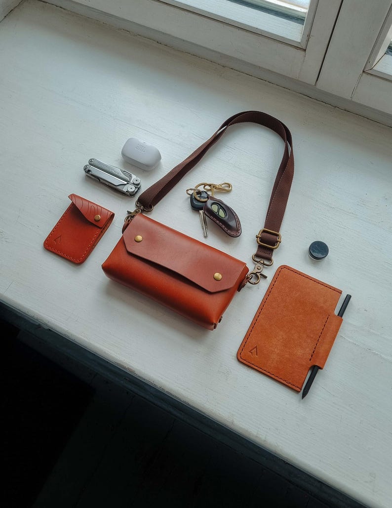 One Piece Bag - Leather Pattern | Unisex Belt Bag, Shoulder & Crossbody ...