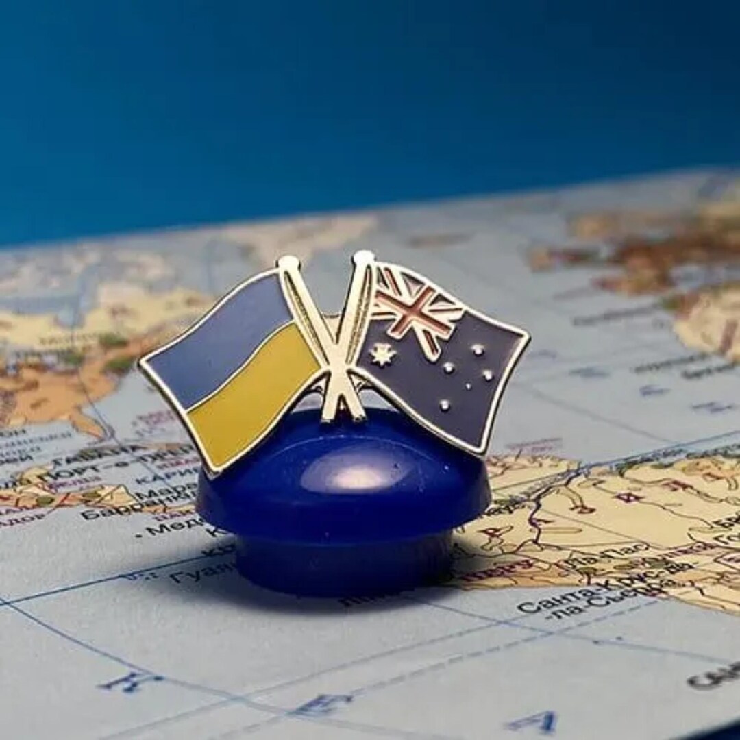 Countries Flags Lapel Pins, Friendship Flags of Ukraine and Australia ...