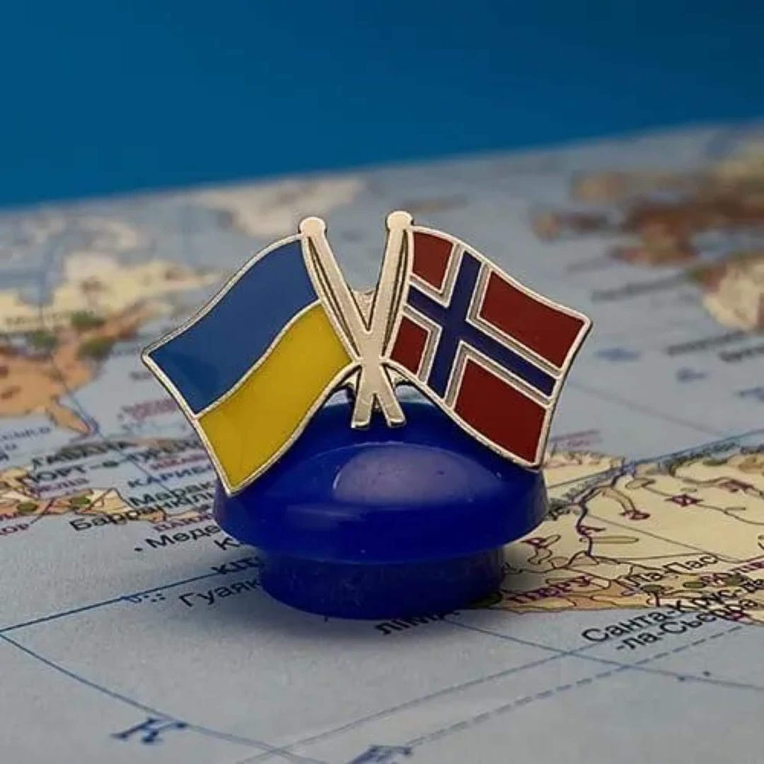 Norway and Ukraine Flags Badge, Lapel Pin With Both Country Flags ...