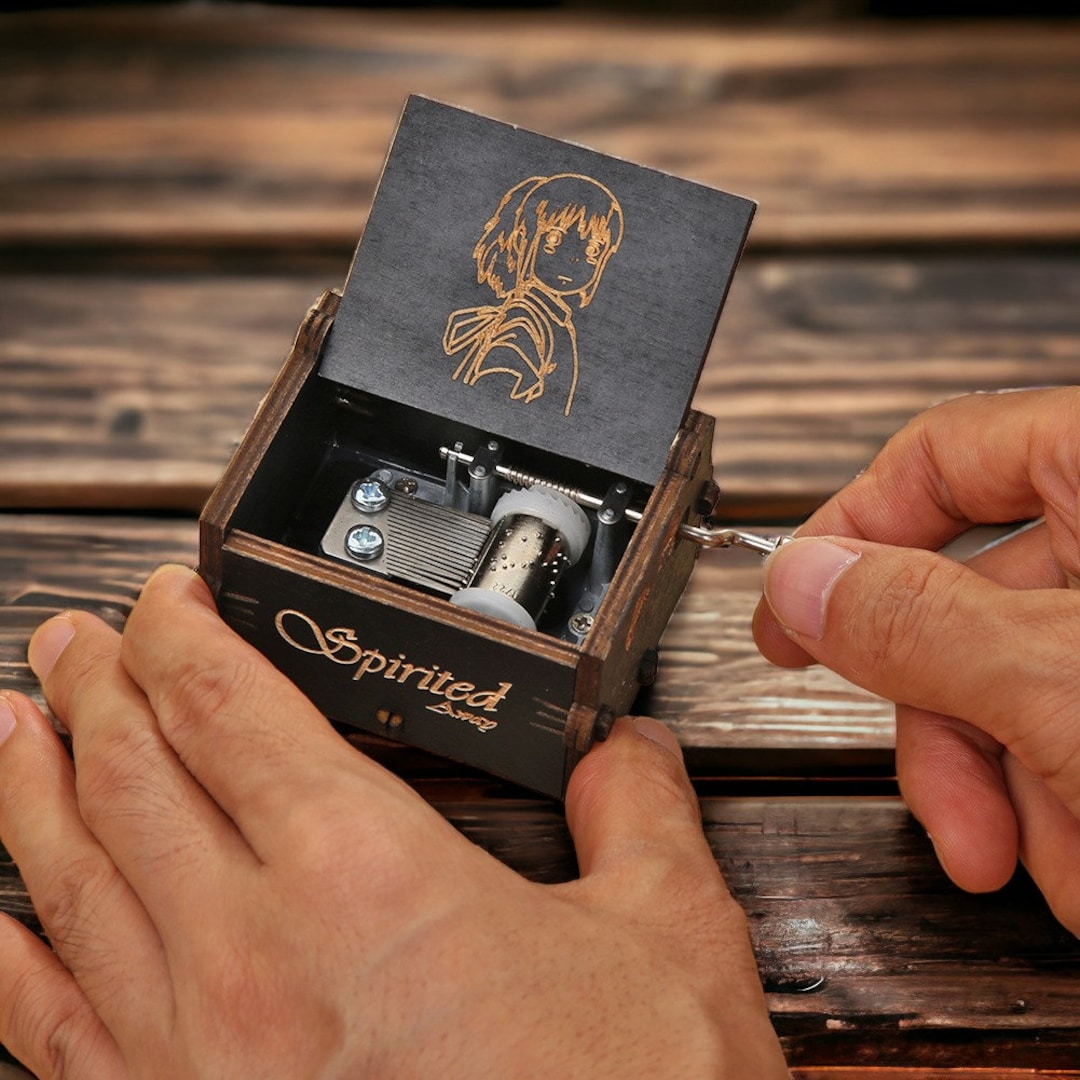 Spirited Away Theme / Engraved Handmade Vintage Music Box: Spirited ...