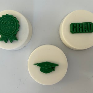 Graduation Treats: Pretzels and Oreos. Perfect for Party Favors and ...