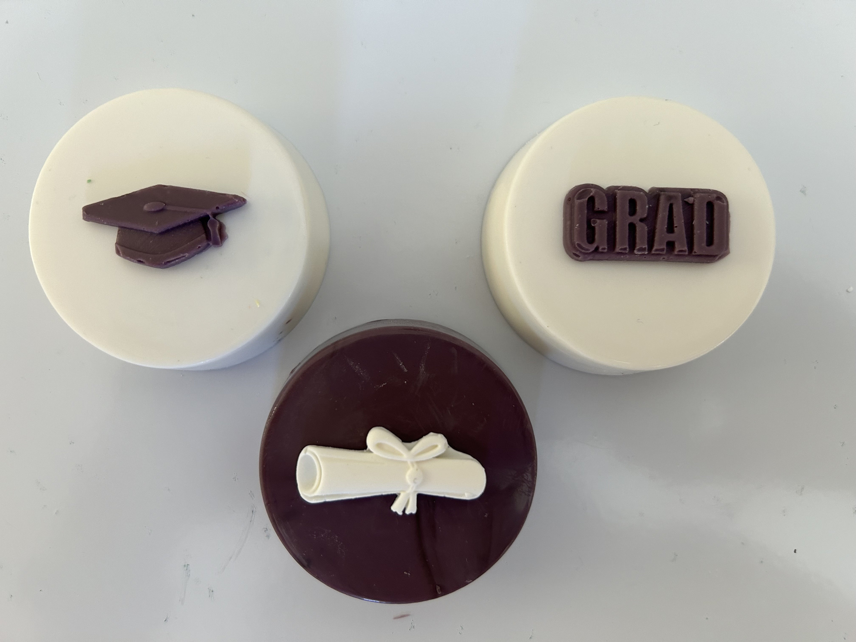 Graduation Treats: Pretzels and Oreos. Perfect for Party Favors and ...