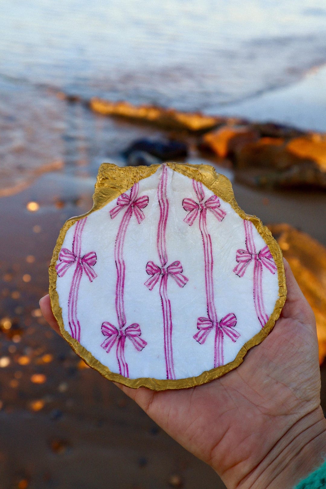 Pink Bow Scallop Dish - Etsy