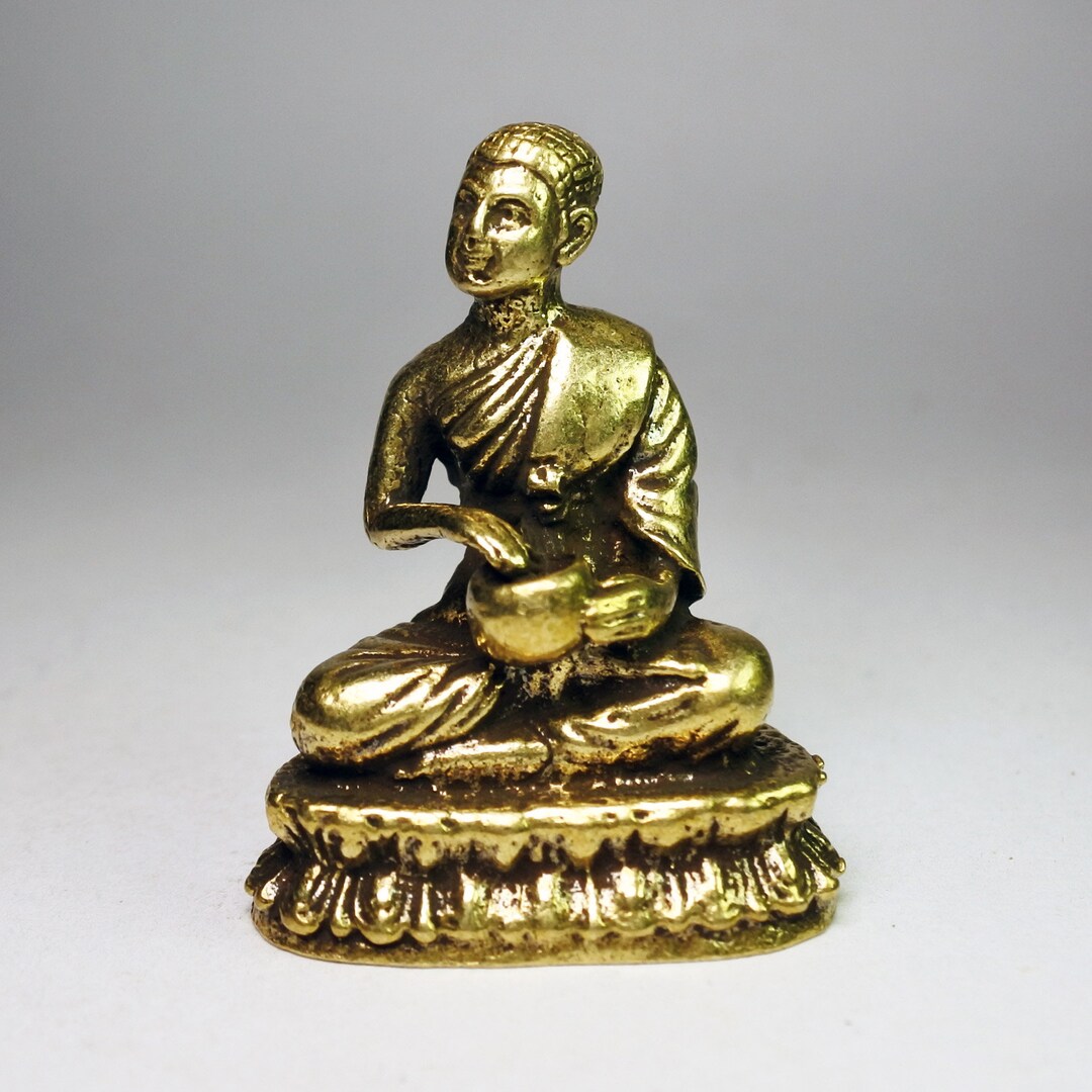 Phra Upakut Upakhut Upagupta Hand Tilted Into an Alms Bowl Sacred ...