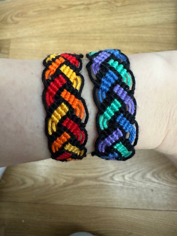 Braided leaf bracelet store