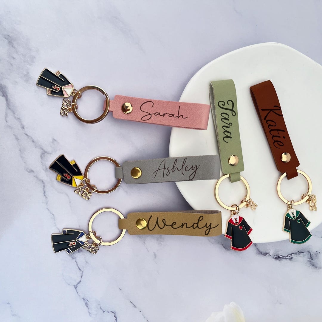 Personalized Name Leather Graduation Keychain,bachelor's Clothing ...