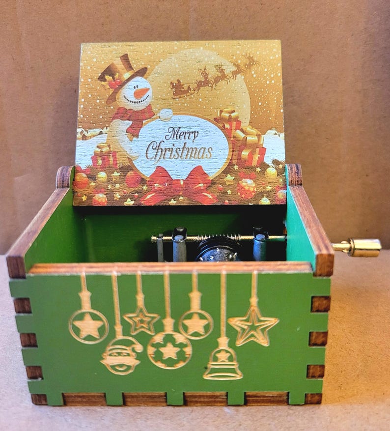 Music Boxes- Hand Crank -reindeer, Christmas Tree, Santa, Snowman ...