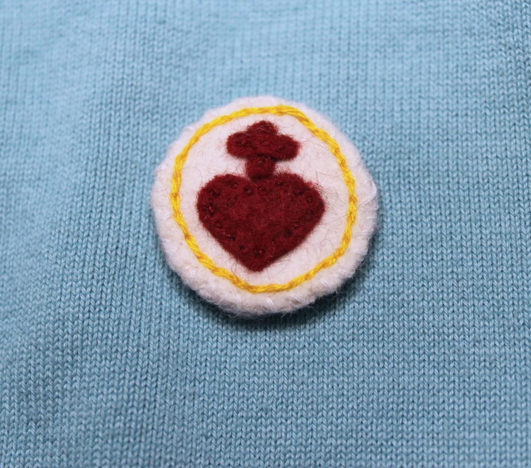 Handmade Vendée Sacred Heart Badge, Felt Sacred Heart Brooch, Dieu Le ...