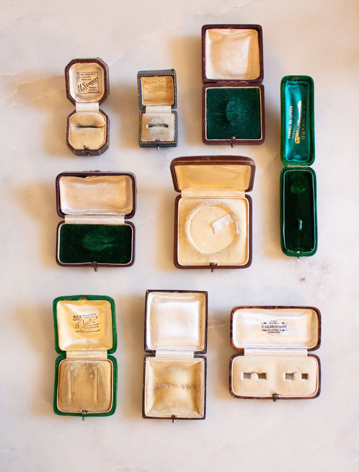 Antique Jewelry Display Boxes vintage Clamshell Ring Presentation Box ...