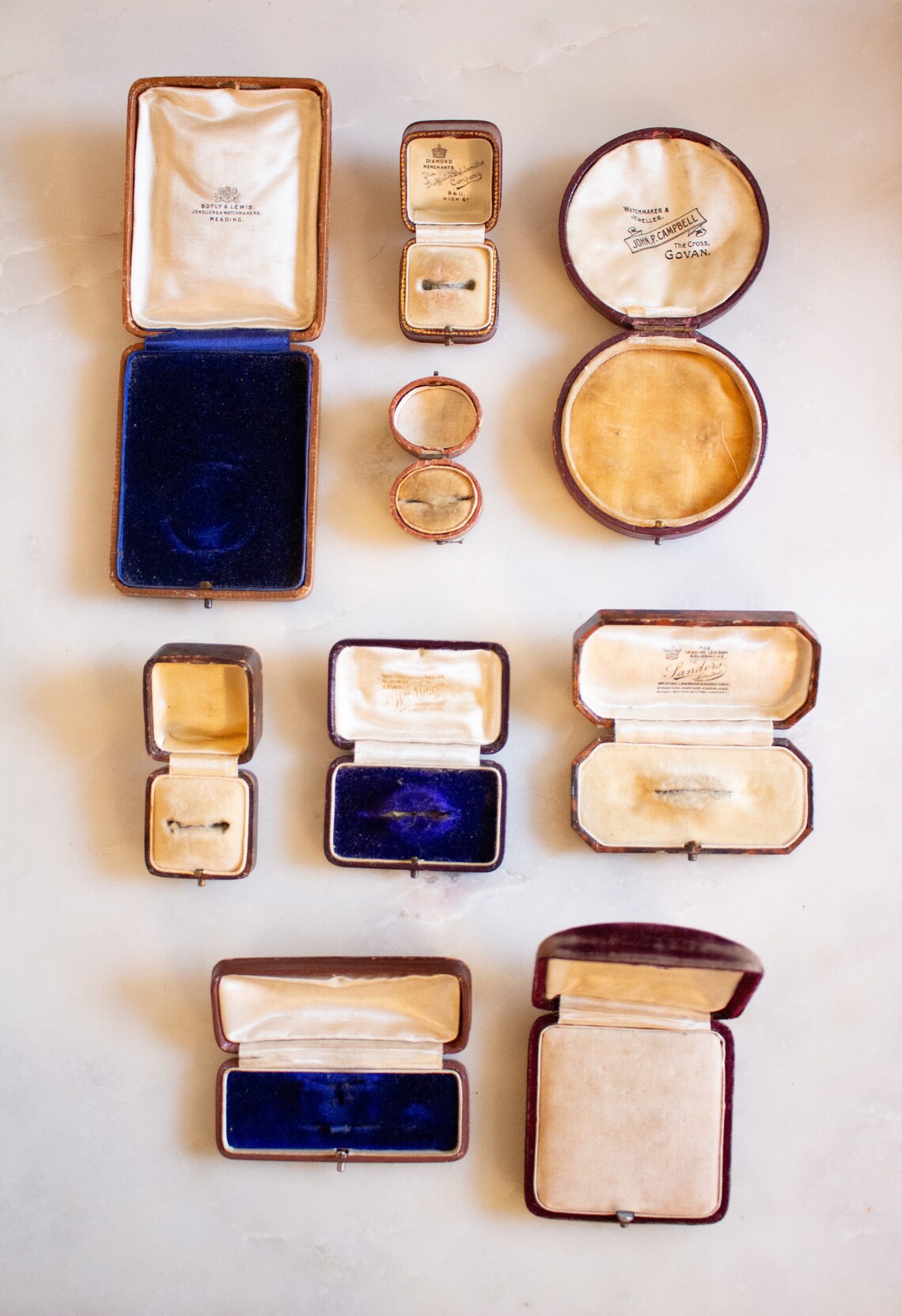 Antique Jewelry Display Boxes vintage Clamshell Ring Presentation Box ...