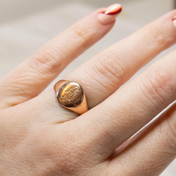 Antique Gold Signet Ring - Etsy