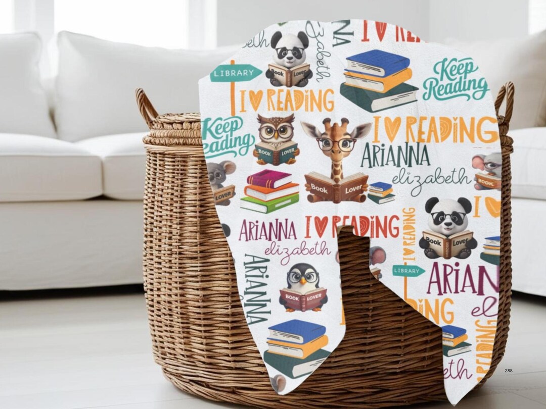 Personalized Kids Reading Blanket: Custom Name Gift for Bookworms - Etsy