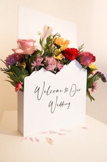 Acrylic Wedding Sign Flower Box | Welcome Signs | Custom Welcome Signs ...