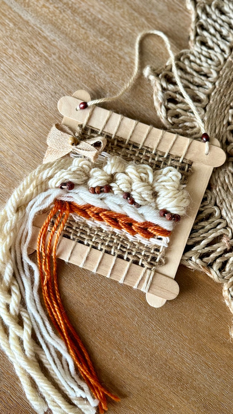 Tiny Complete Weaving Loom Kit. Video Tutorial. Learning the Basics of ...