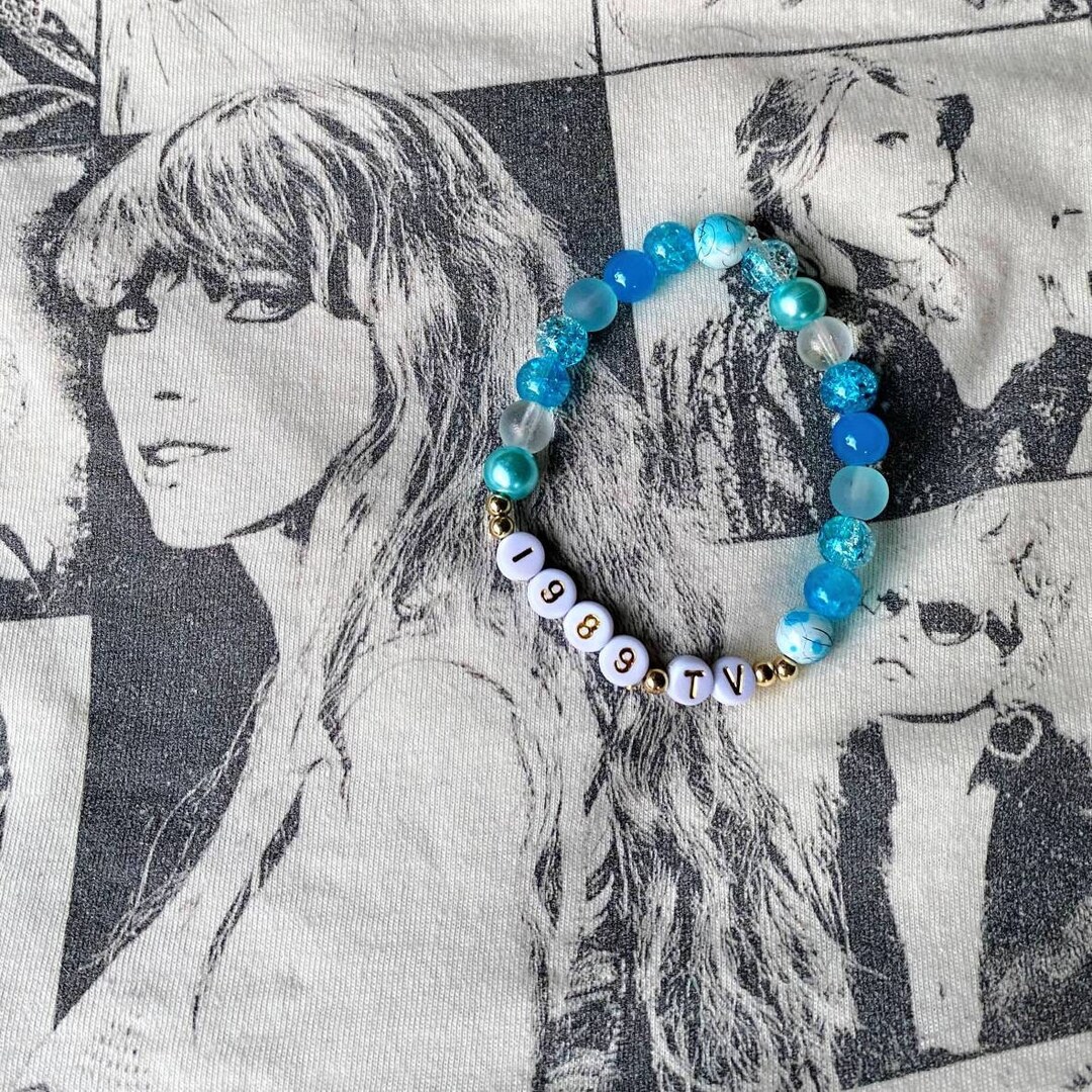 1989 Era: Taylor Swift Eras Tour Friendship Bracelet Blue - Etsy