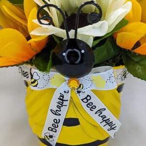 Homemade Bee Themed Flower Arrangement - Etsy