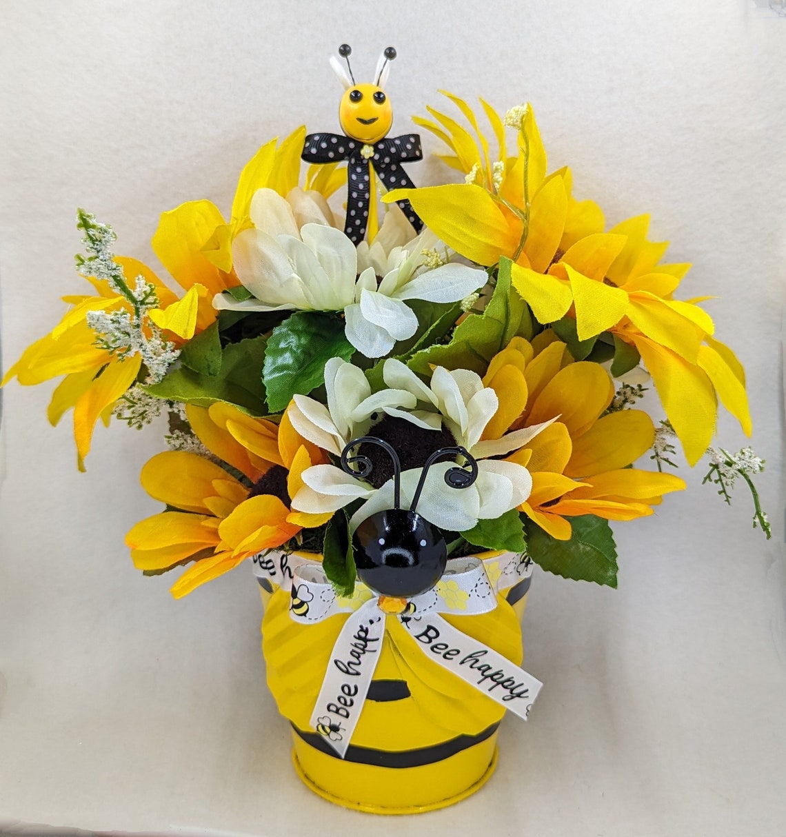 Homemade Bee Themed Flower Arrangement - Etsy