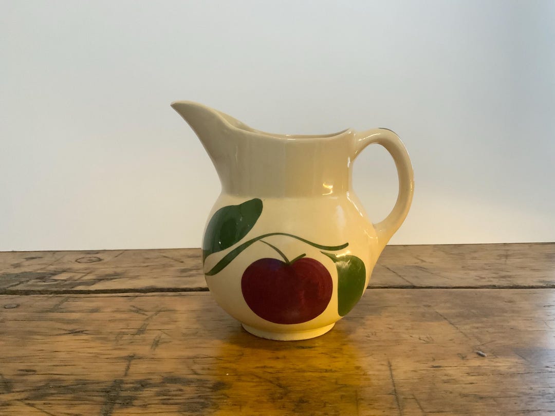 Vintage Watt Pottery Apple Pattern #15 Small Pitcher 2 Leaves - Etsy