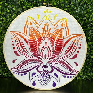 Lotus Flower, Stamped Cross Stitch Pattern, Suitable for Beginners ...