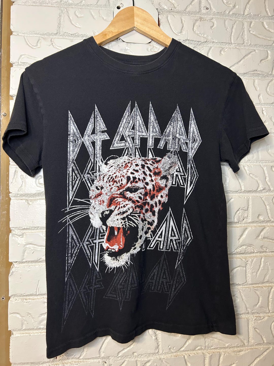 Def Leppard - Leopard Logo Women’s Shirt - 2021 Print Shirt Size XS - Etsy
