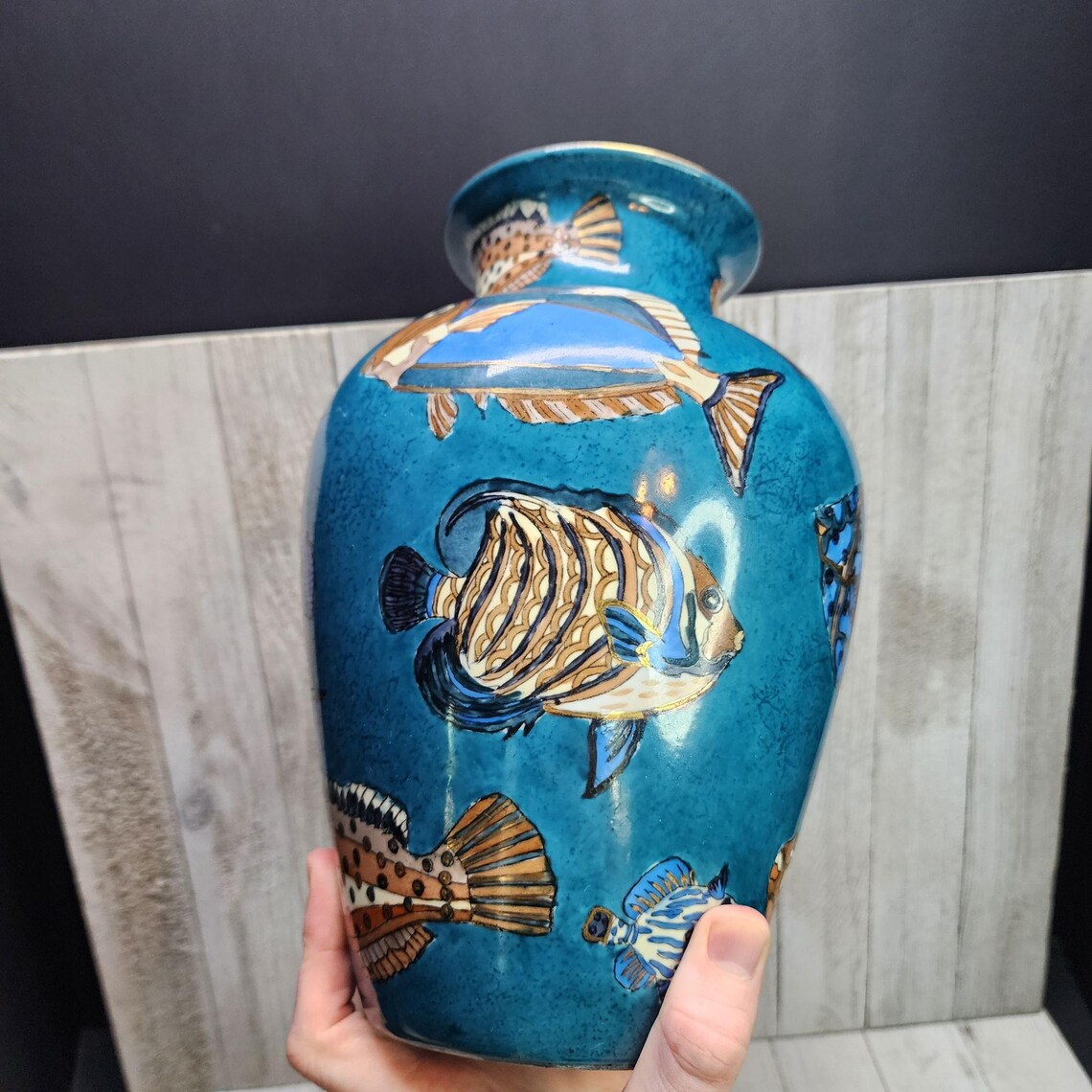 Vintage Ocean Life Fish Vase With Golden Accents Throughout Chinese ...