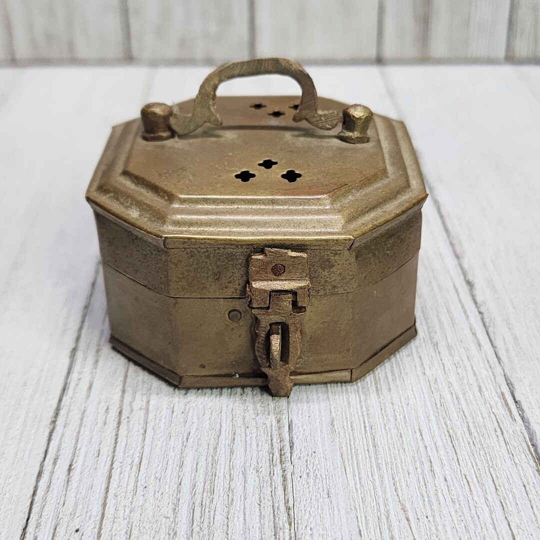 Vintage Pierced Solid Brass Octagon Cricket Trinket Box Hinged Lid With ...