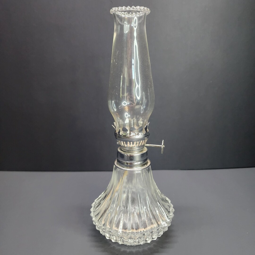 Vintage Lamplighter Farms Cut Glass Oil Kerosene Lamp With Chimney 9 ...