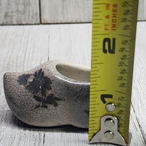 Vintage Miniature Porcelain Clog Shoe Figurine Hand Painted Glazed 2 ...