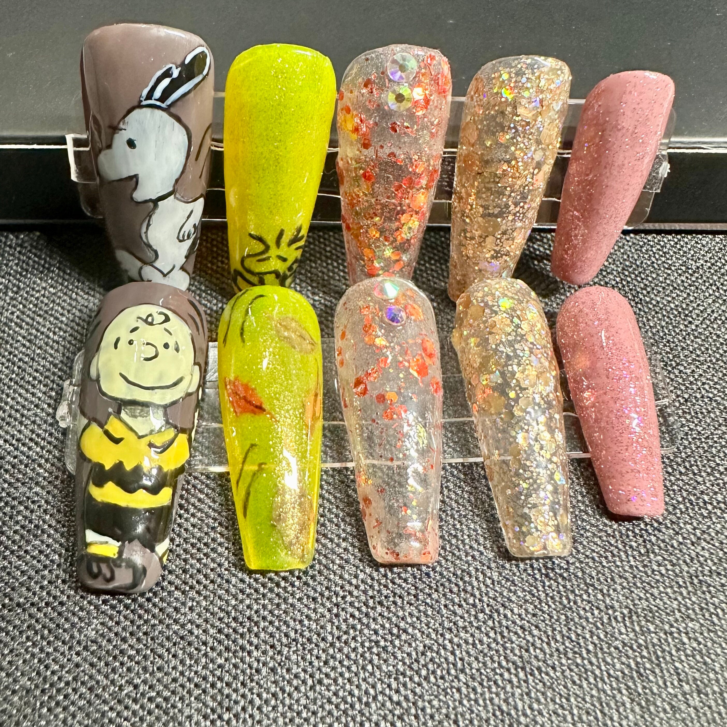 Custom Snoopy Press-on Nails - Etsy