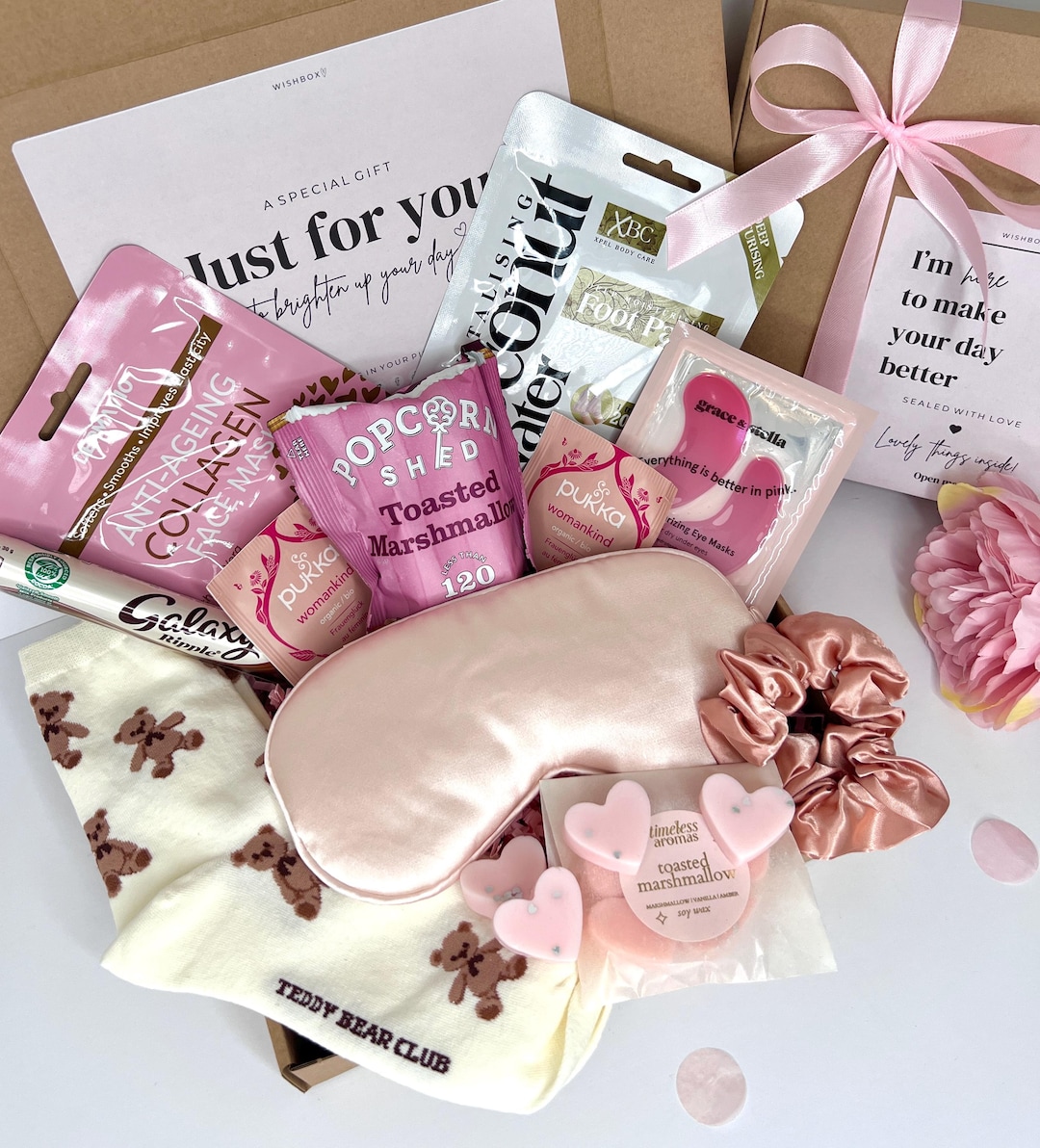Girls Birthday Gift Box: Pamper Hamper With Teddy Socks & Face Mask ...