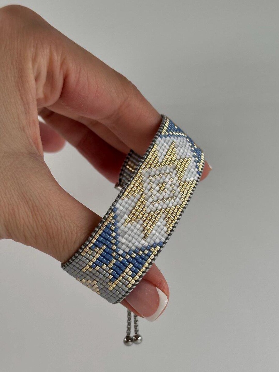 Elegant Beaded Bracelet in Grey, Blue & Light Gold With Silver Fittings ...