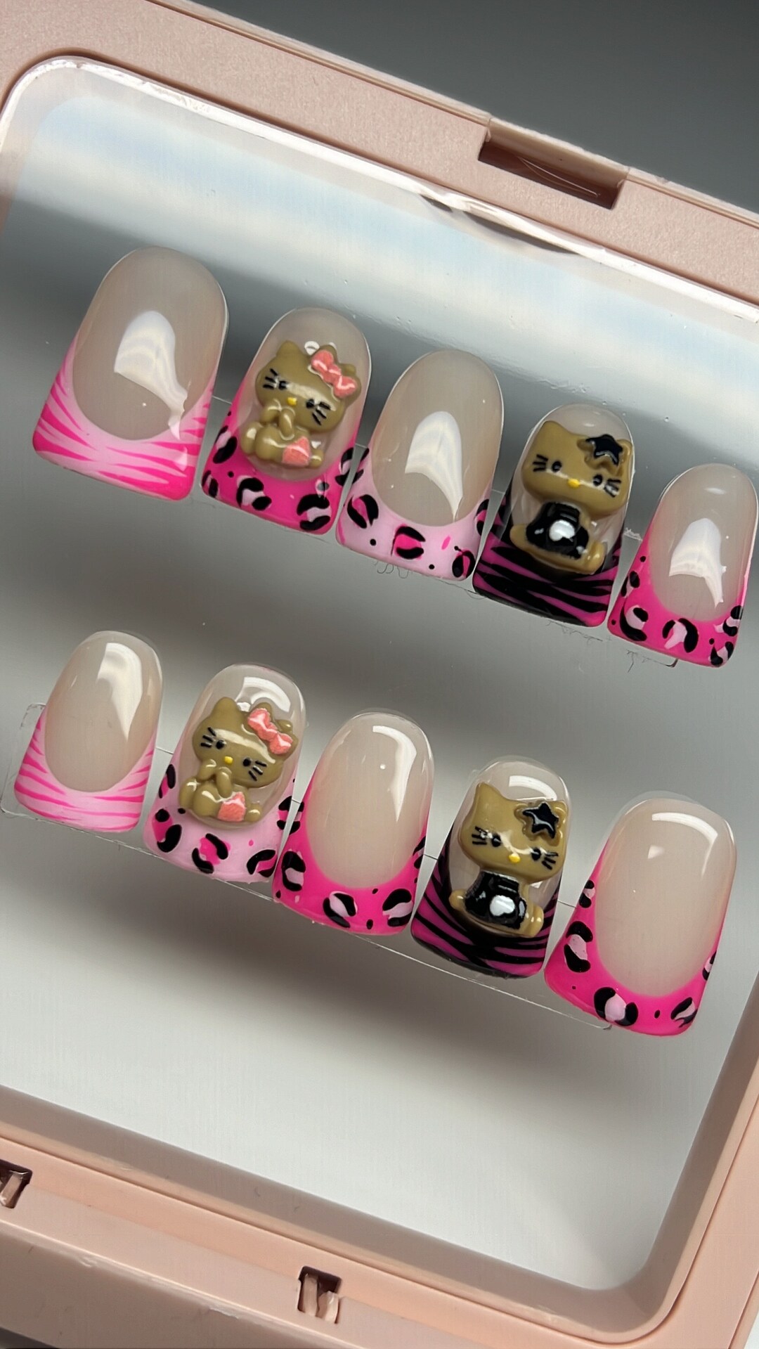 Short Duck Zebra Print and Cheeta Press Ons Custom Nails Hello Kitty ...