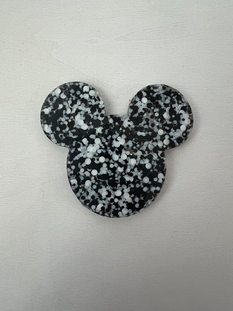 Mickey Mouse Magnet Disney Magnet Resin Crafts Glitter Additive Resin ...