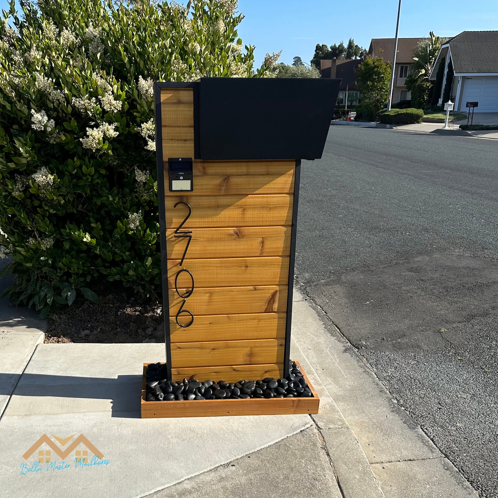 Custom Cedar Mailbox, Wonderful Handcrafted Cedar Mailbox Post, Rustic ...