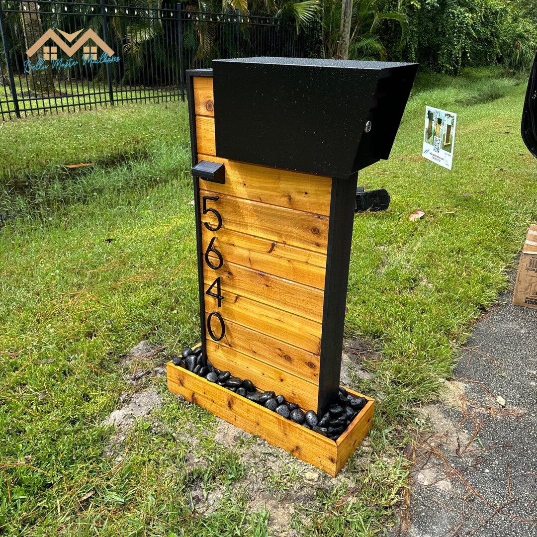 Custom Cedar Mailbox, Wonderful Handcrafted Cedar Mailbox Post, Rustic ...