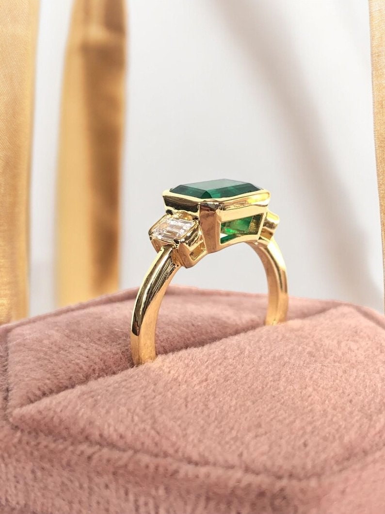 Emerald Cut Green Emerald Rings Vintage Solid 10K Yellow Gold ...